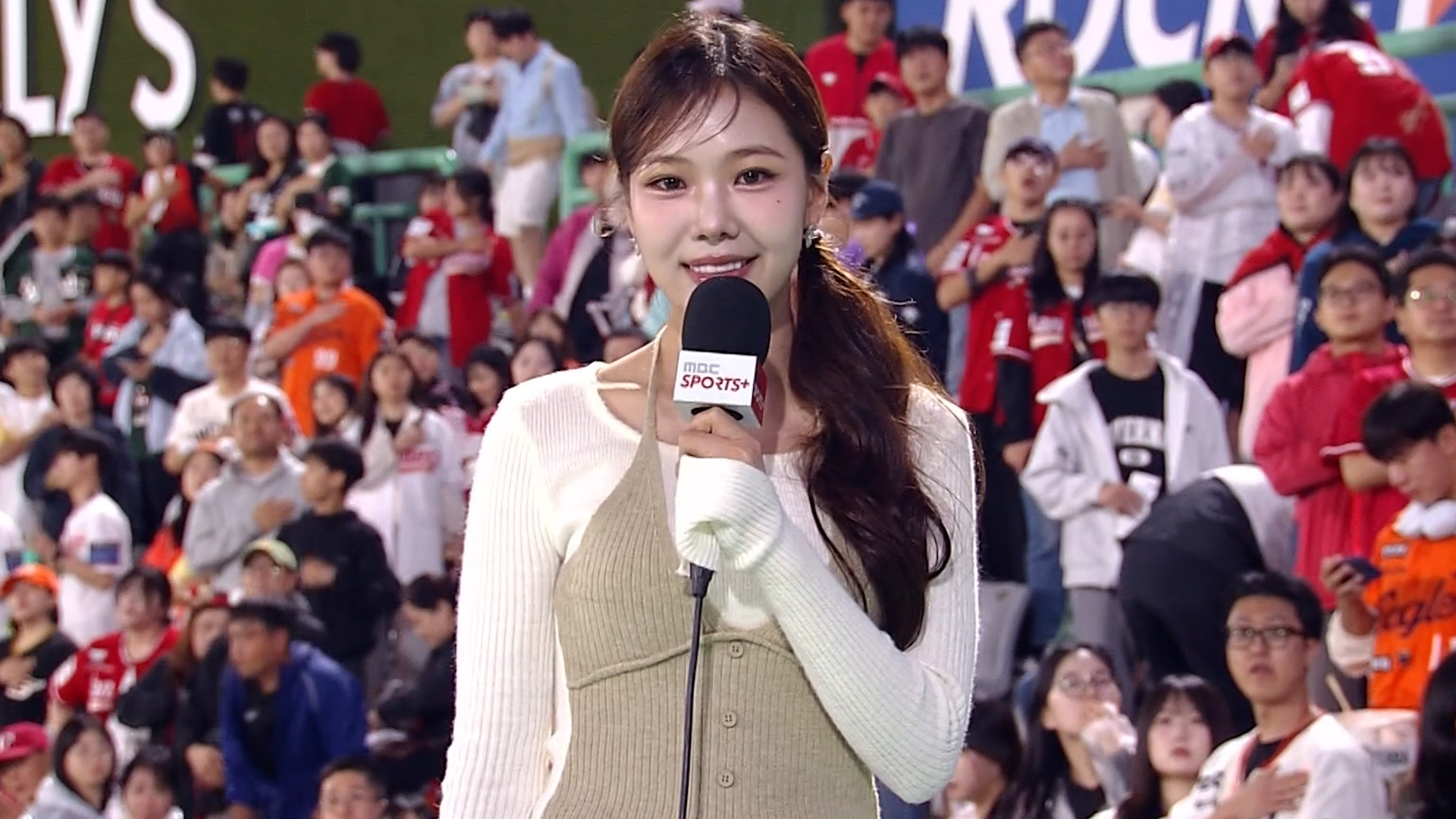 [SSG] 2025/10/1 조민지 리포터의 경기 전 현장 리포팅 | TVING